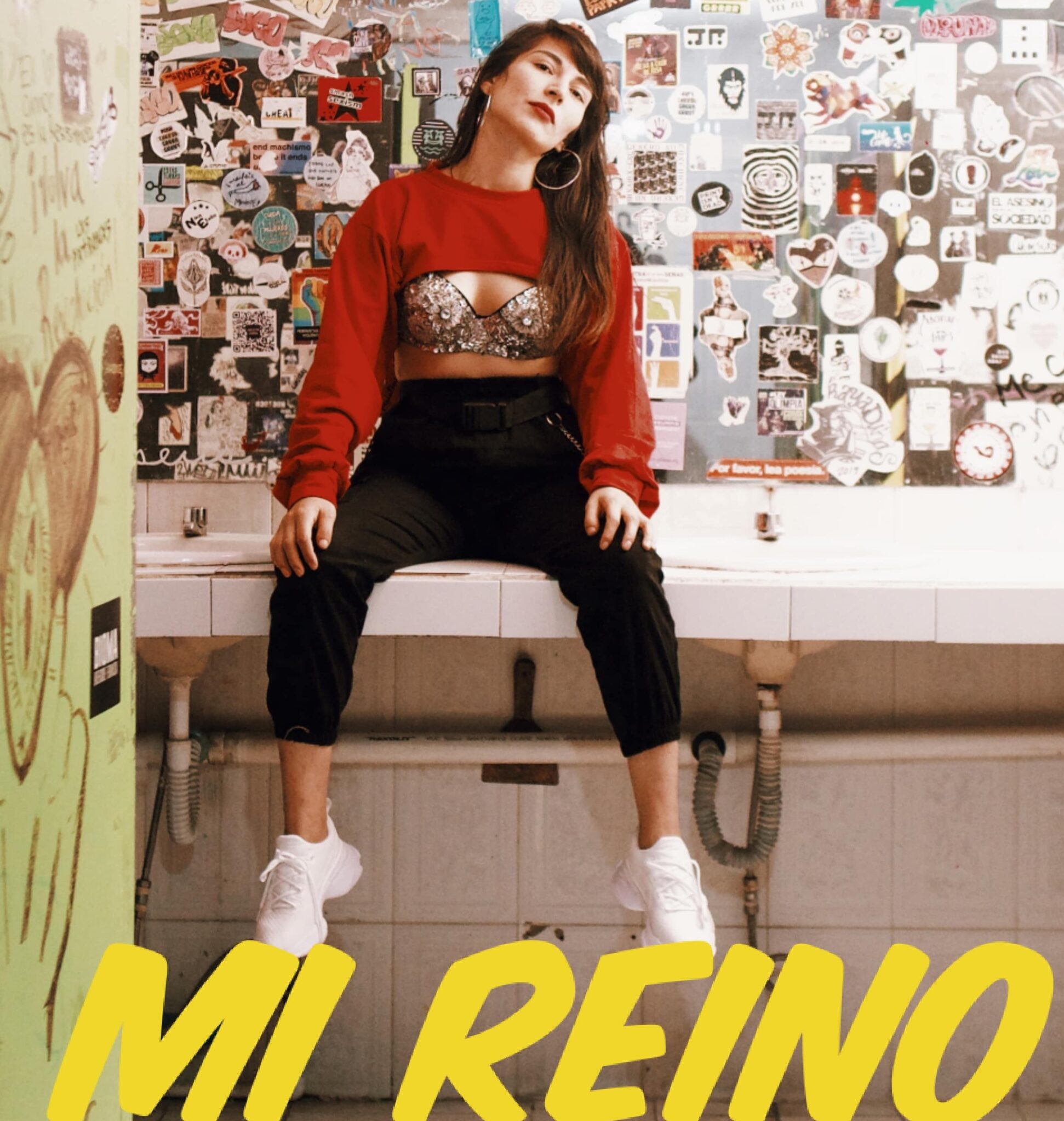 Cat Lira nos presenta “Mi Reino”, una introspección a la vida de una ...